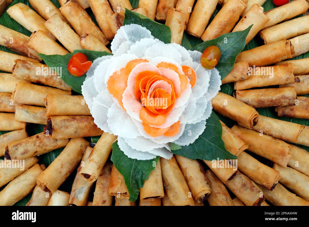 Nems vietnamiens, un morceau simple, exotique et croquant de galette de ... Nems vietnamiens, un morceau simple, exotique et croquant de galette de ...