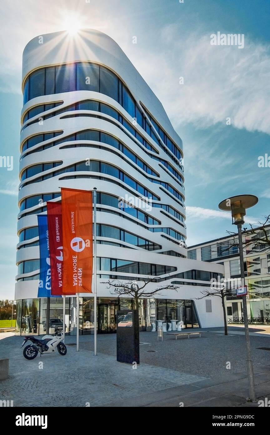 Bâtiment de grande hauteur de la société de développement IZB mbH ...