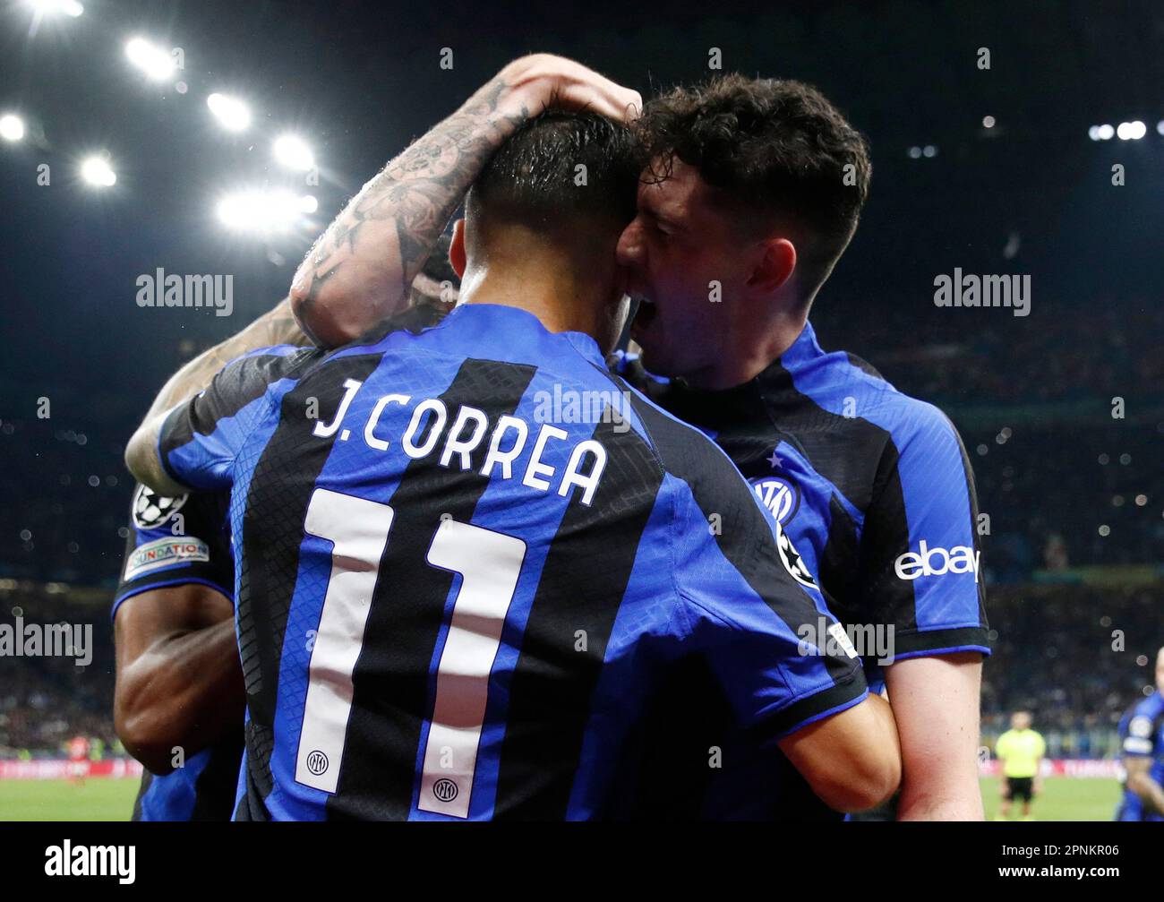 Football football - Ligue des champions - quart de finale - deuxième ...