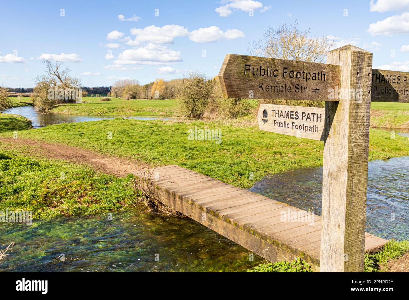 Kemble collines des cotswolds cotswolds cdc Banque de photographies et ...