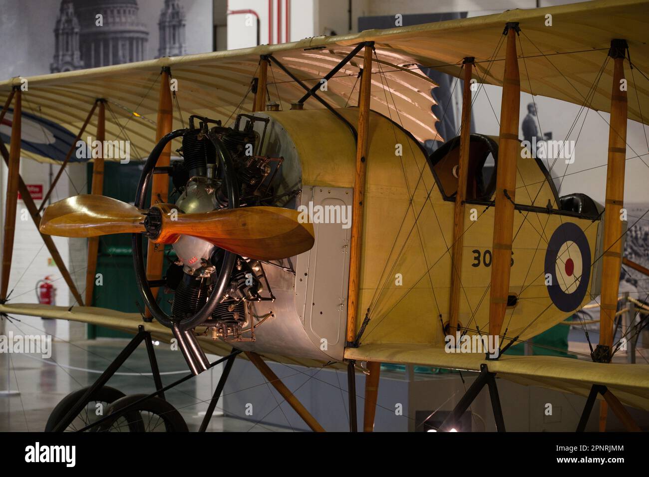 Caudron biplane Banque de photographies et d’images à haute résolution ...
