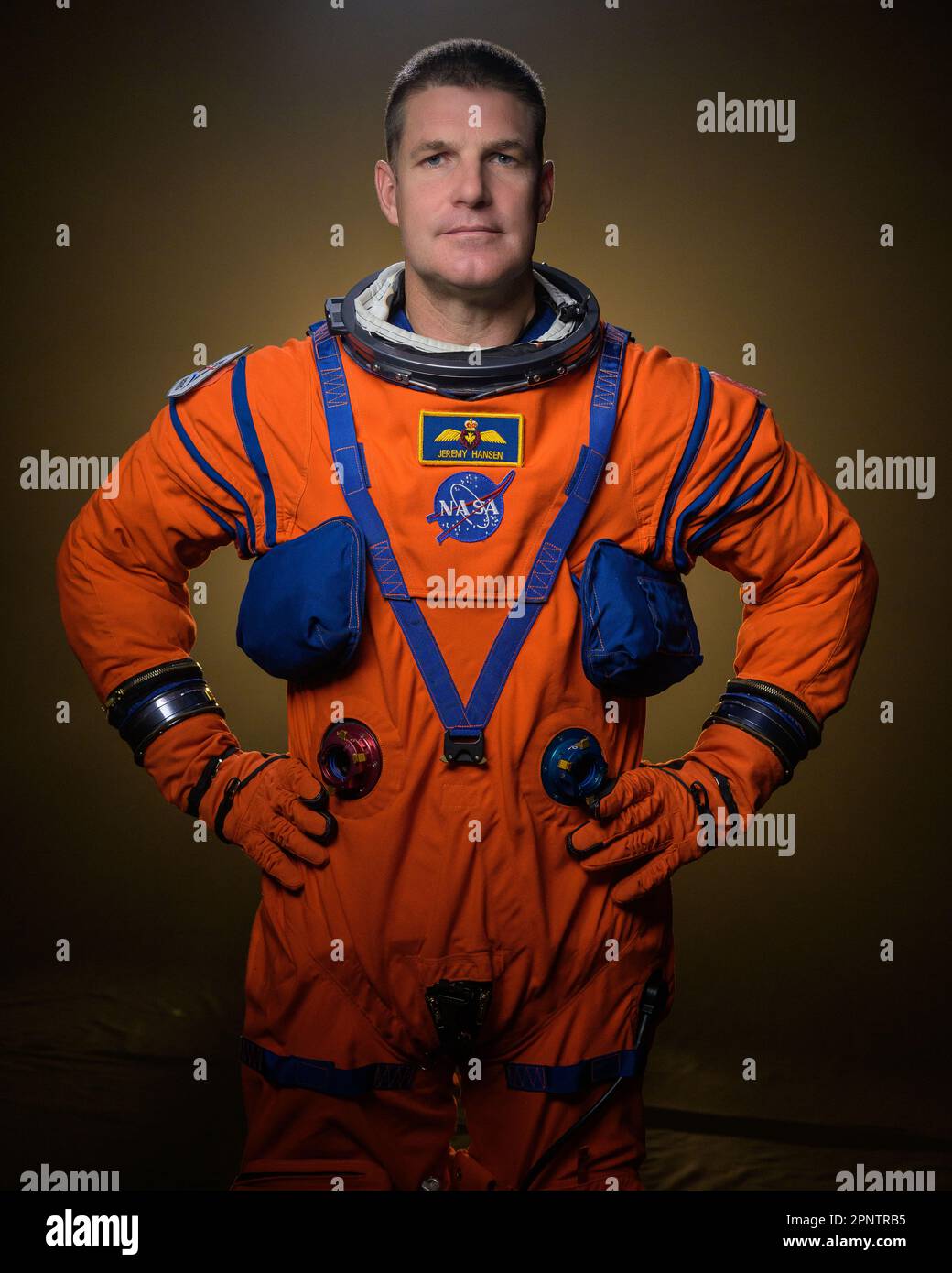 Nasa space suit orange Banque de photographies et d’images à haute ...