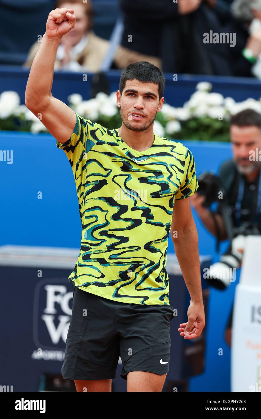 BARCELONE, ESPAGNE - AVRIL 20: Carlos Alcaraz d'Espagne pendant l'Open ...