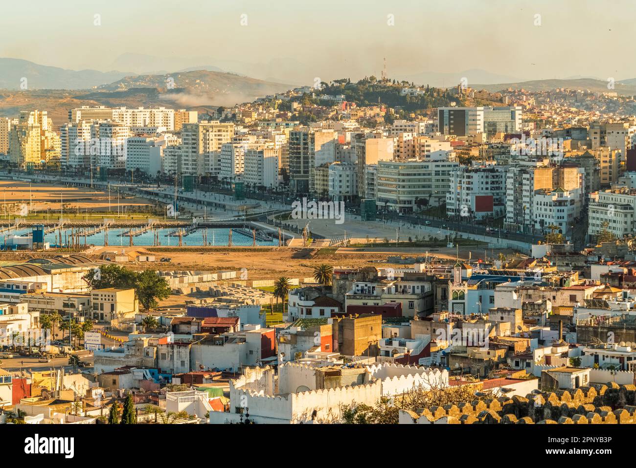 Paysage urbain tanger Banque de photographies et d’images à haute ...