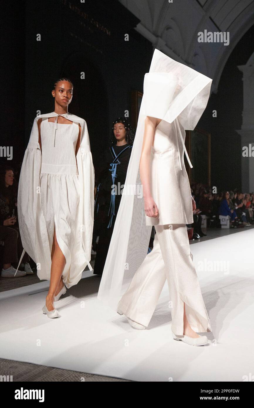 Minju kim Banque de photographies et d’images à haute résolution - Alamy