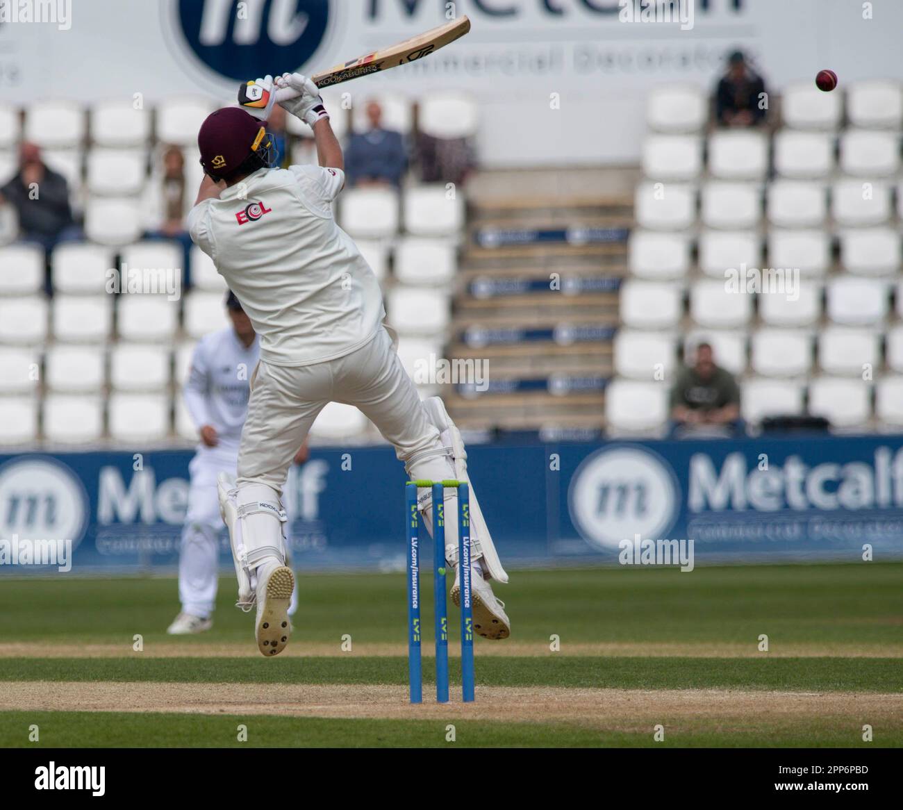 NORTHAMPTON, ANGLETERRE - 22 avril 2023 : Chris Tremain du ...