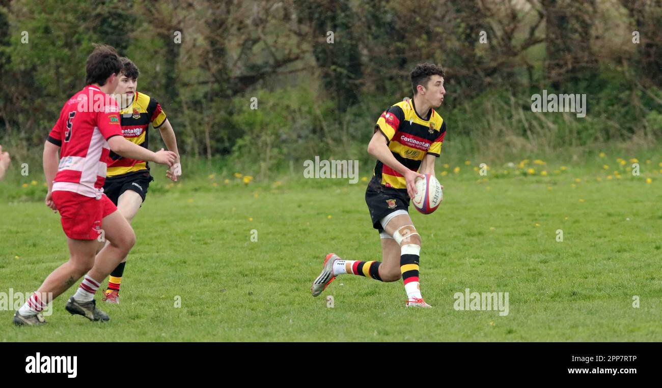 Carmarthen Quins RFC jeunes v NCE RFC jeunes Carmarthenshire Cup demi ...