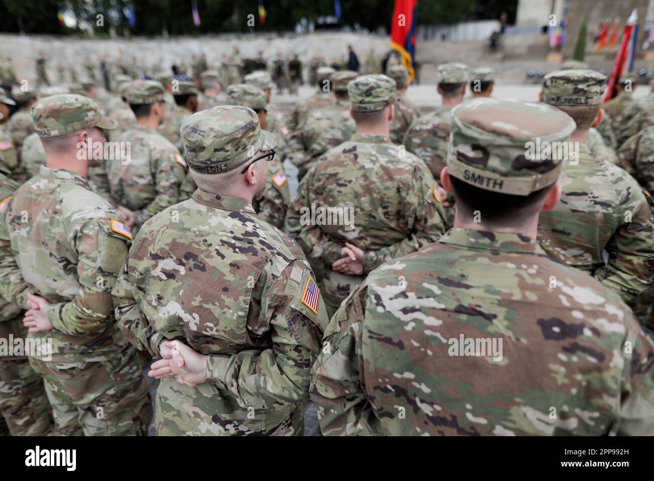 Bucarest, Roumanie - 5 avril 2023 : militaires de la division montagne ...