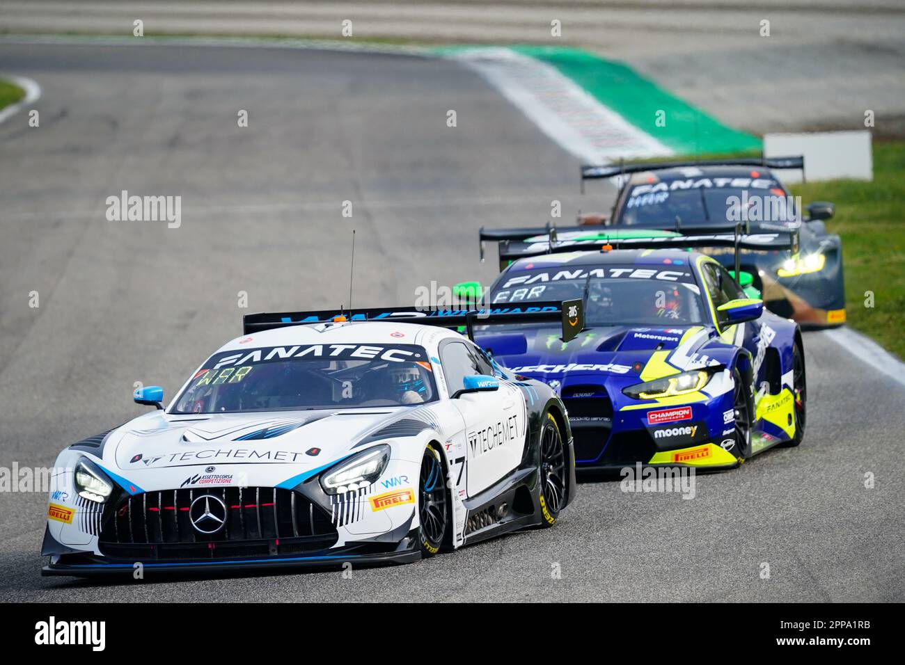 Monza, Italie. 23rd avril 2023. L'équipe Mercedes-AMG n°777 AlManar ...