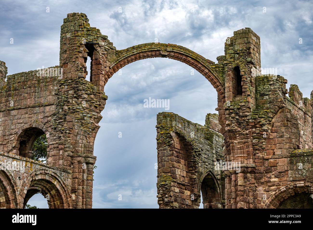 Arche en ruine Banque de photographies et d’images à haute résolution ...
