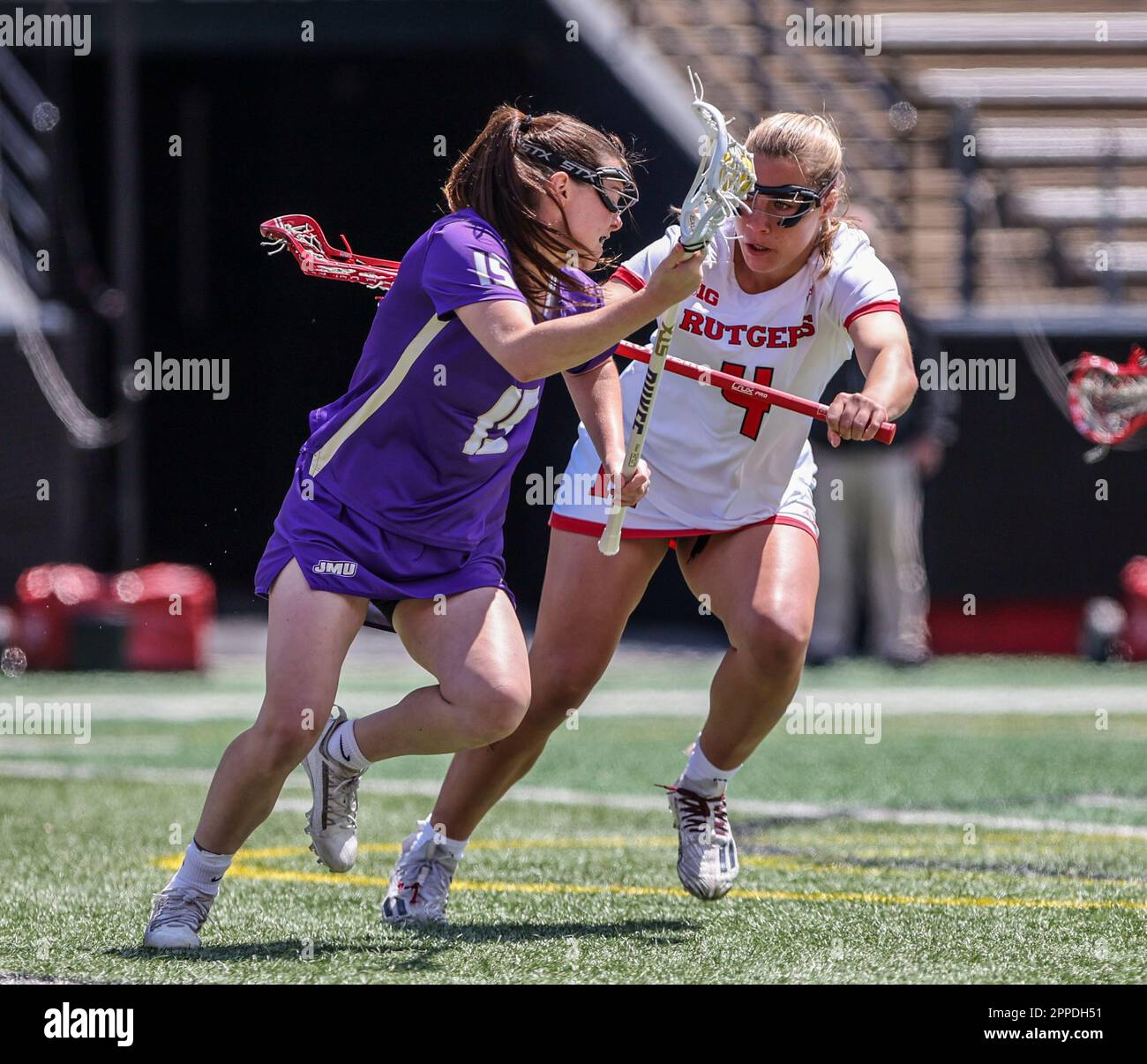 23 avril 2023: Le défenseur des Rutgers Meghan ball (4) tente d'arrêter ...