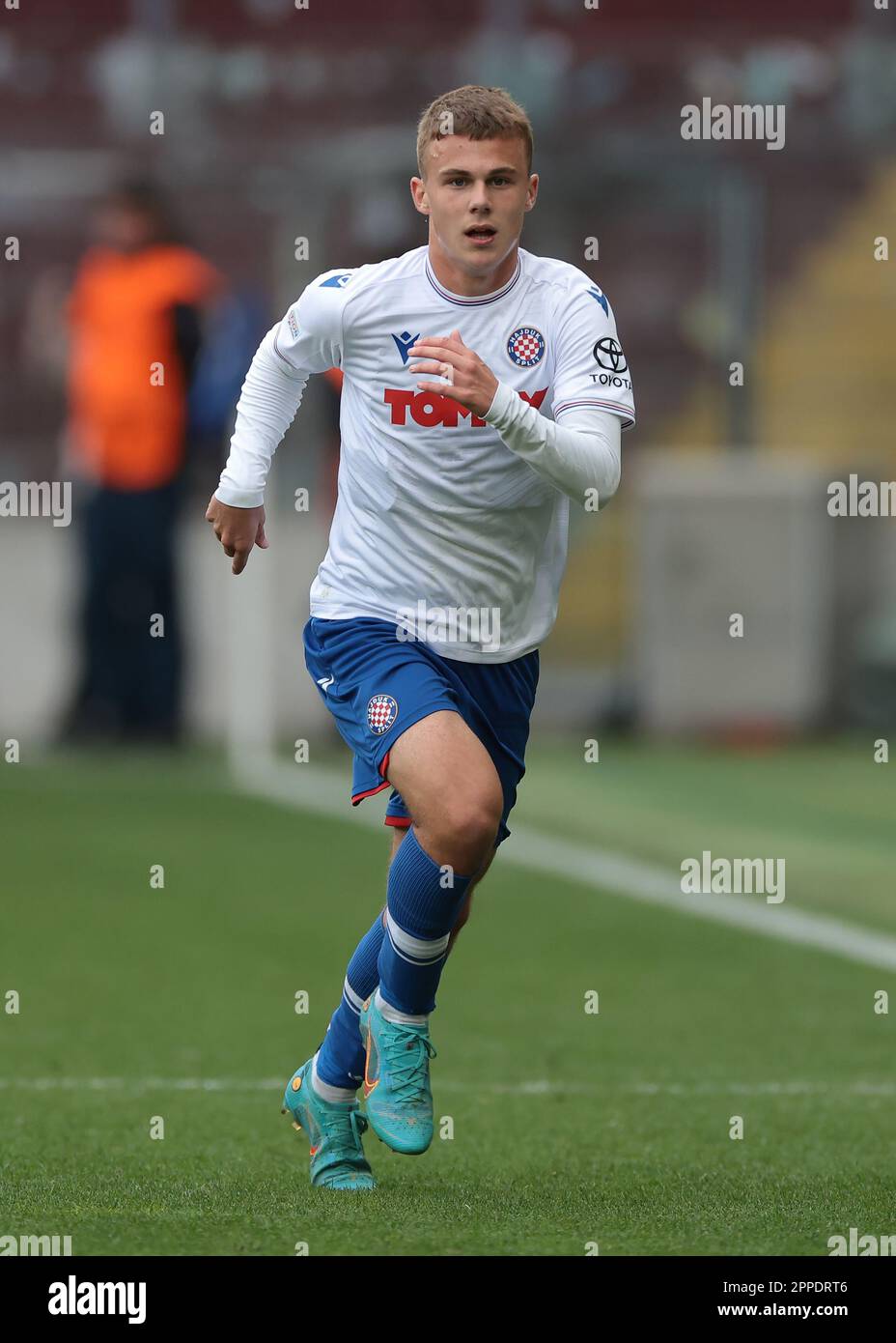 Hajduk split v ac milan u19 Banque de photographies et d’images à haute ...