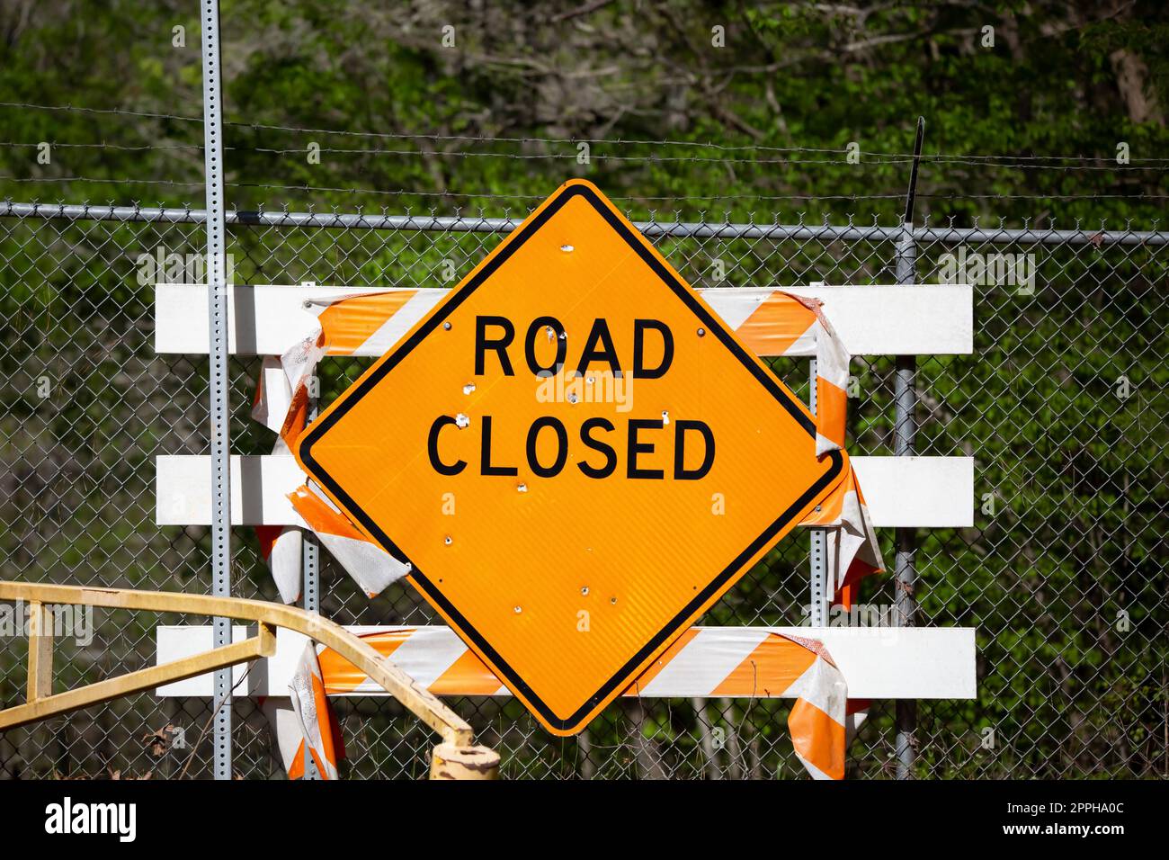 Road closed sign Banque de photographies et d’images à haute résolution ...