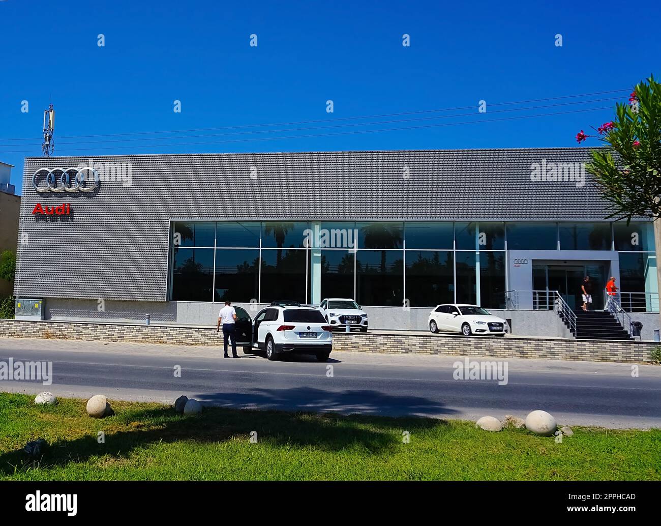 Audi garage Banque de photographies et d’images à haute résolution - Alamy
