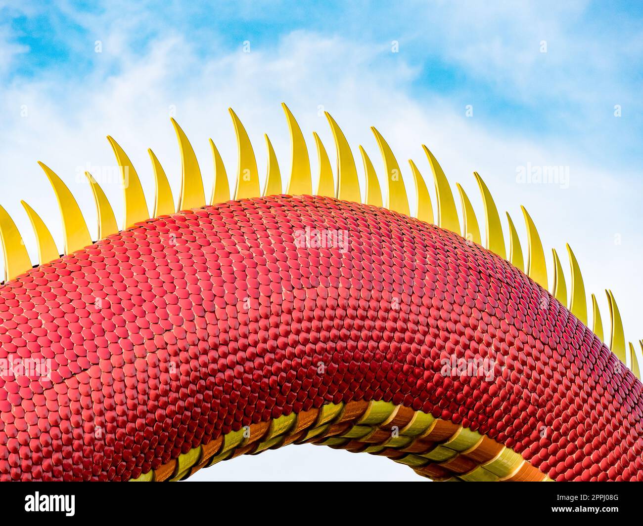 écaille de dragon rouges Banque de photographies et d’images à haute ...