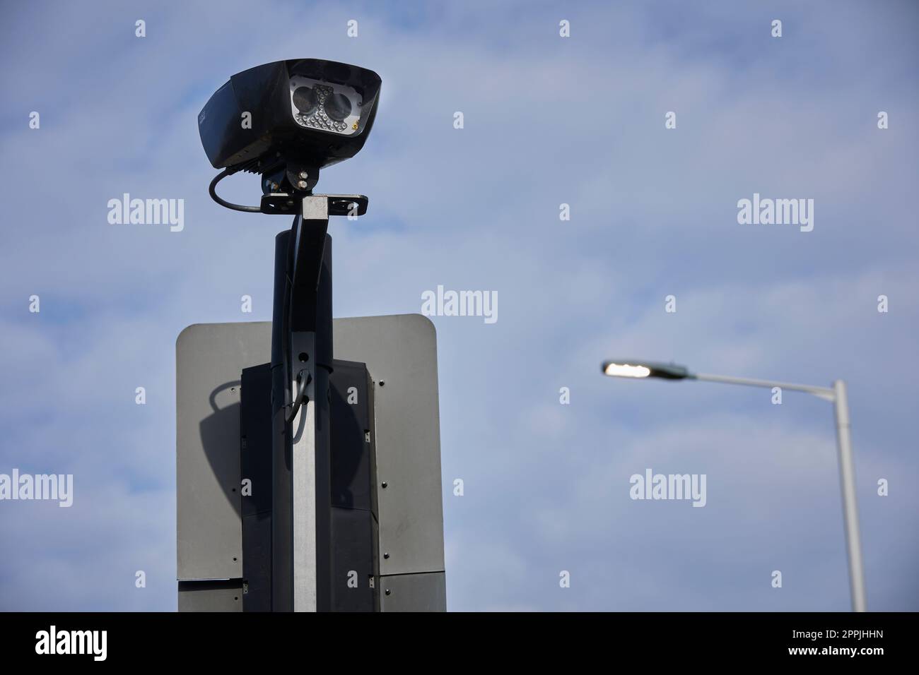 Caméras ULEZ (Ultra Low Emission zone) à Henlys Corner, A406 North ...