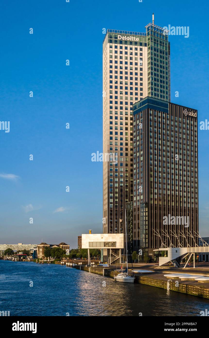 Le plus grand bâtiment des pays bas Banque de photographies et d’images ...