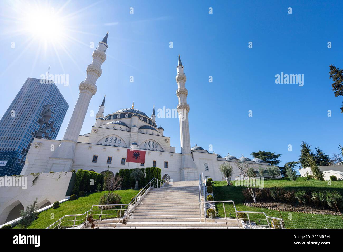 Tirana mosquée Banque de photographies et d’images à haute résolution ...