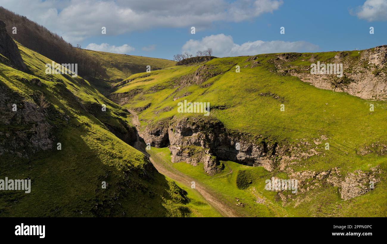 Cave dale Banque de photographies et d’images à haute résolution - Alamy