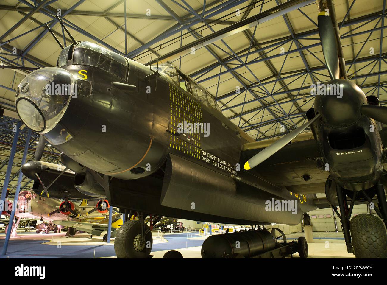 Avro lancaster nose Banque de photographies et d’images à haute ...