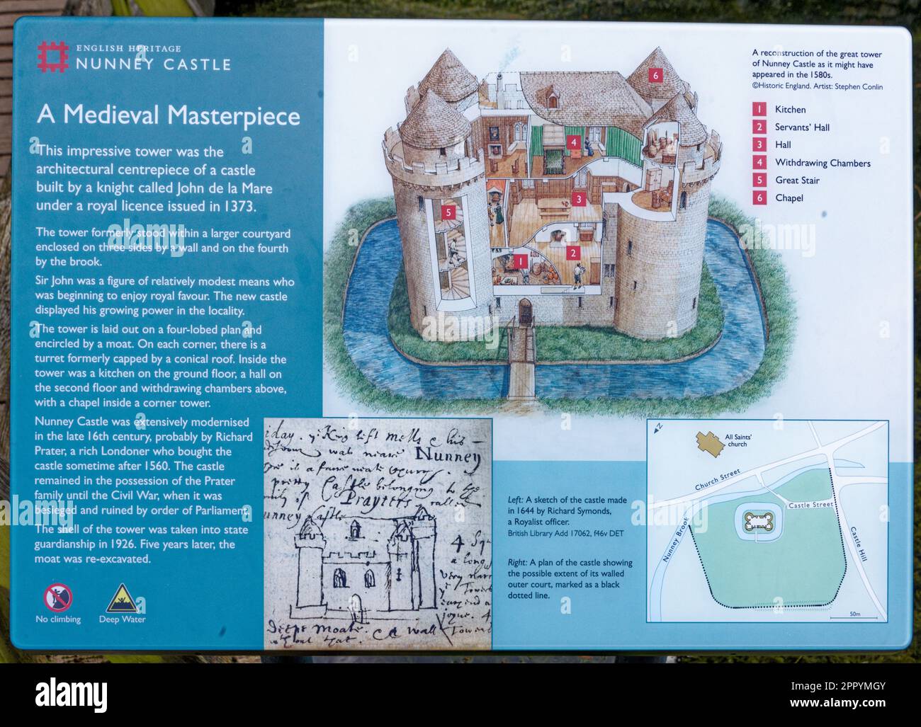 Château de Nunney et douve dans le village de Nunney. Construit en ...