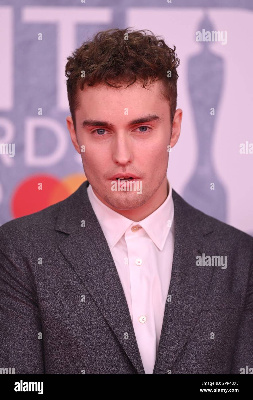 Sam fender 2022 Banque de photographies et d’images à haute résolution ...