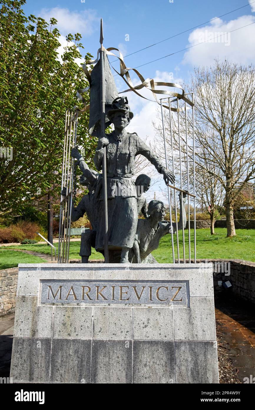 statue de la comtesse markiewicz dans le comté de rathcormack sligo ...