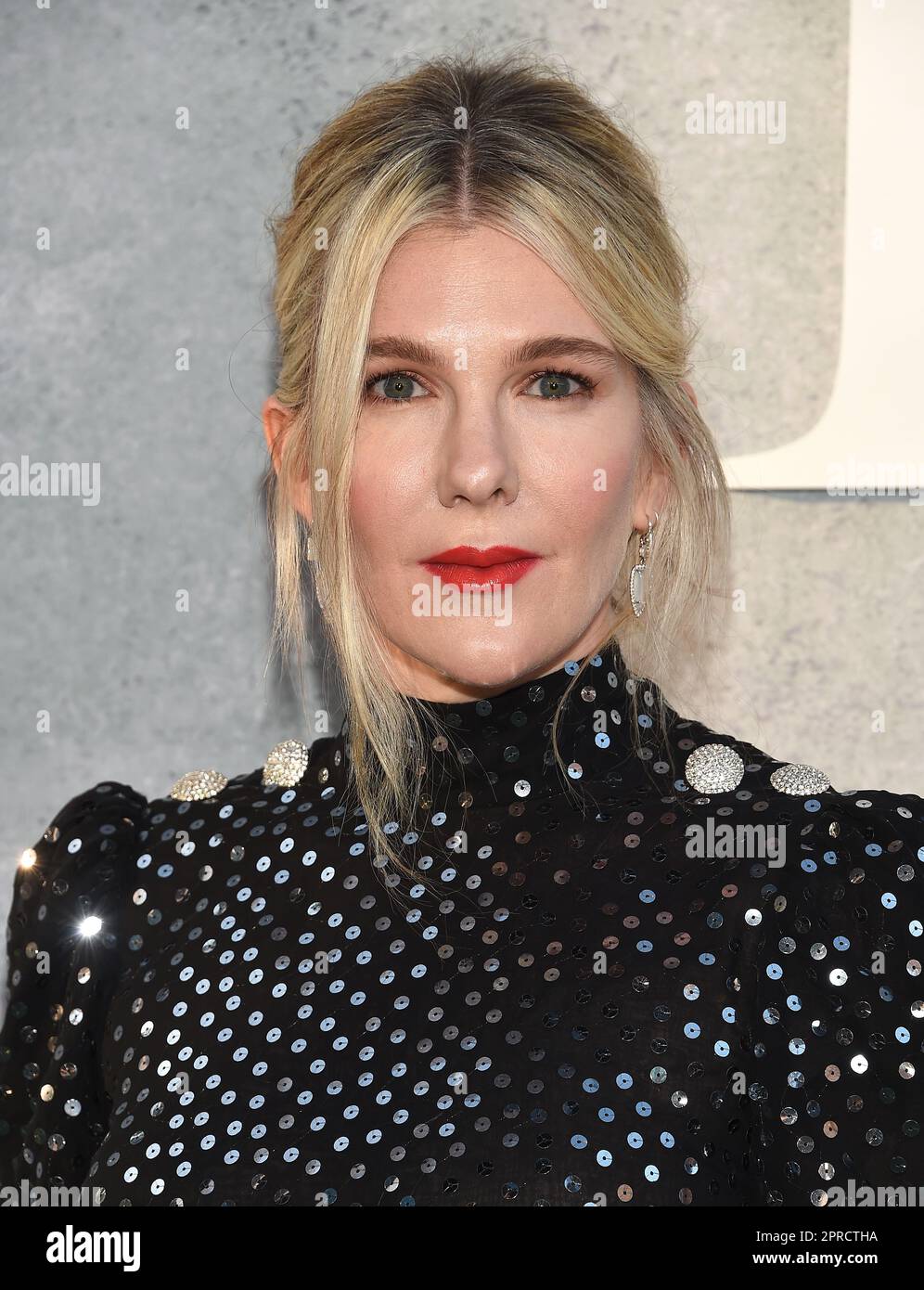 Lily Rabe arrive à la première « Love & Death » de Los Angeles au ...