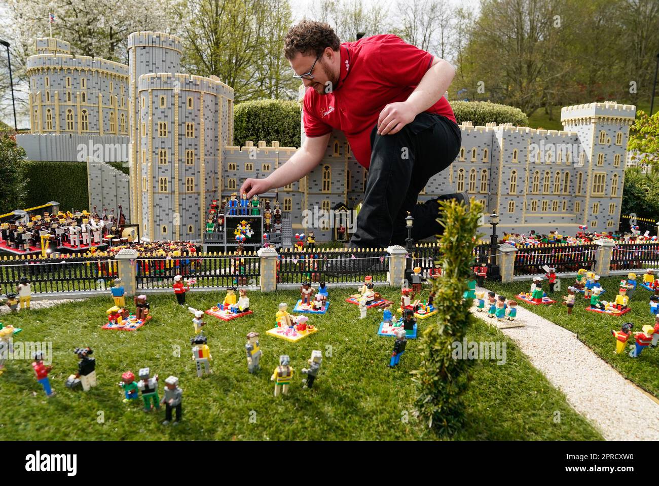 Le créateur de modèles Francis Carruthers du Legoland Windsor Resort ...