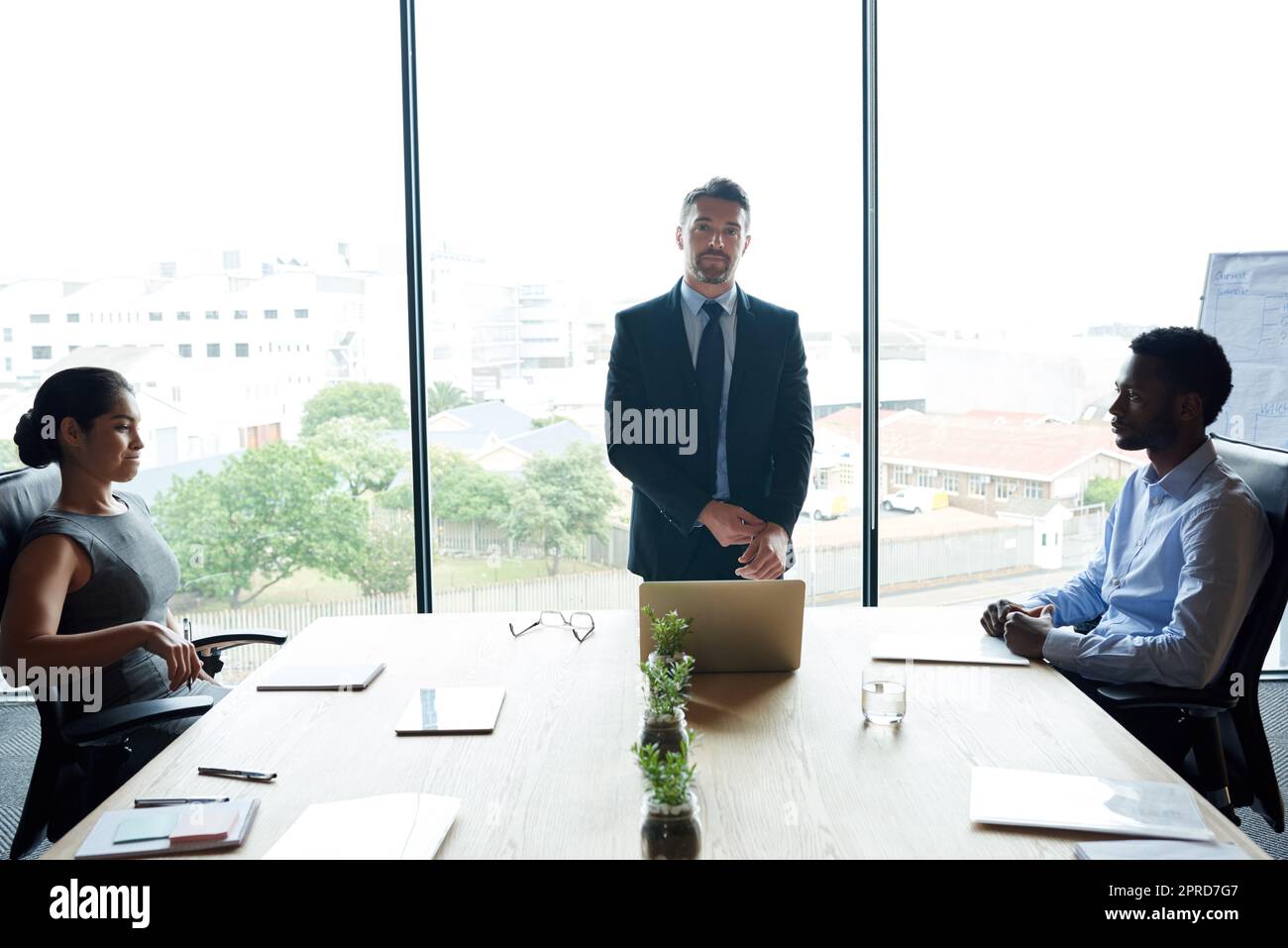 Briefing de bureau Banque de photographies et d’images à haute ...