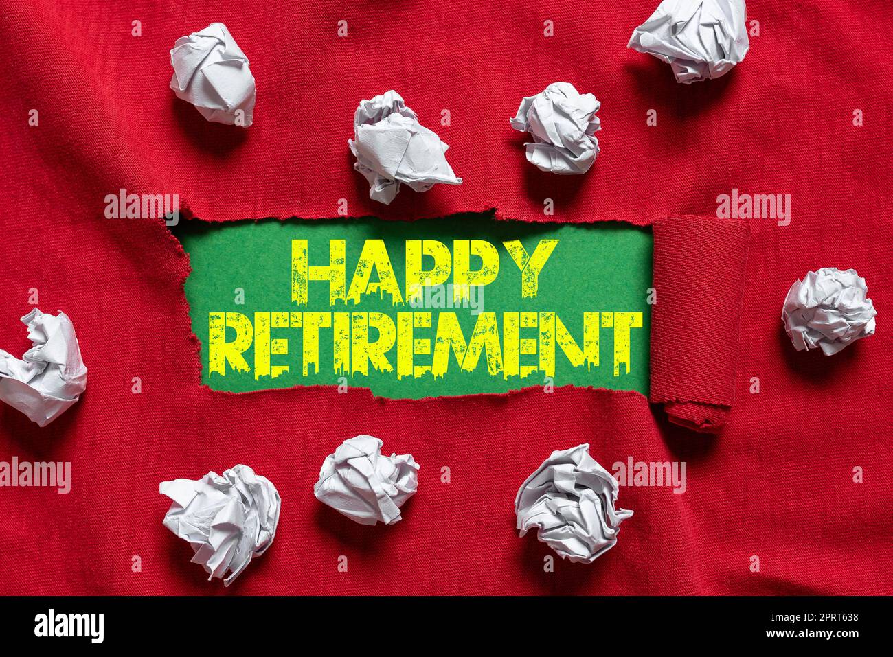 Rédaction affichant le texte Happy Retirement, le compte de ...
