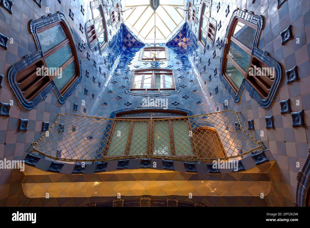 Escala de la casa batllo Banque de photographies et d’images à haute ...