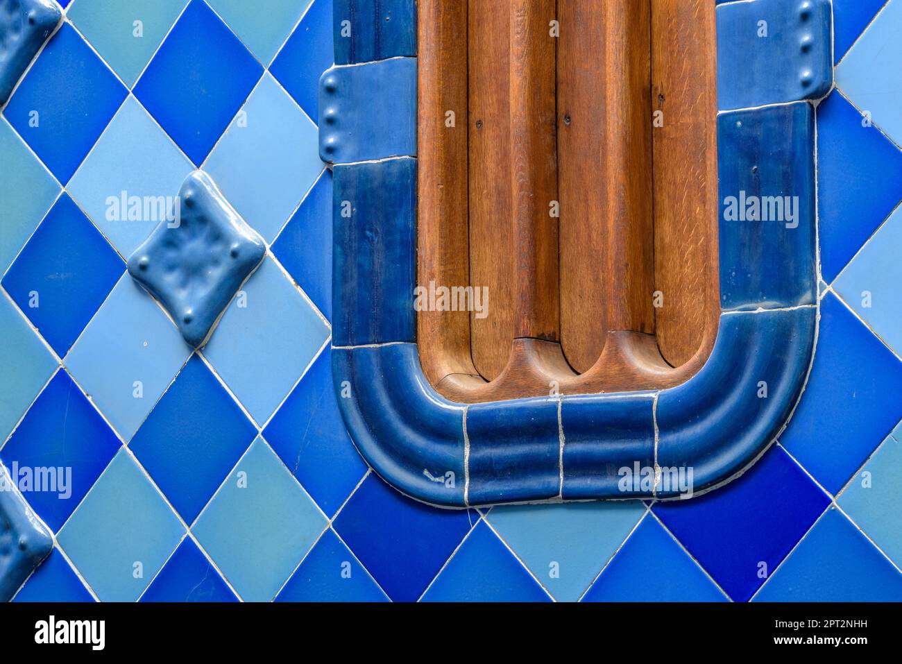 Escala de la casa batllo Banque de photographies et d’images à haute ...