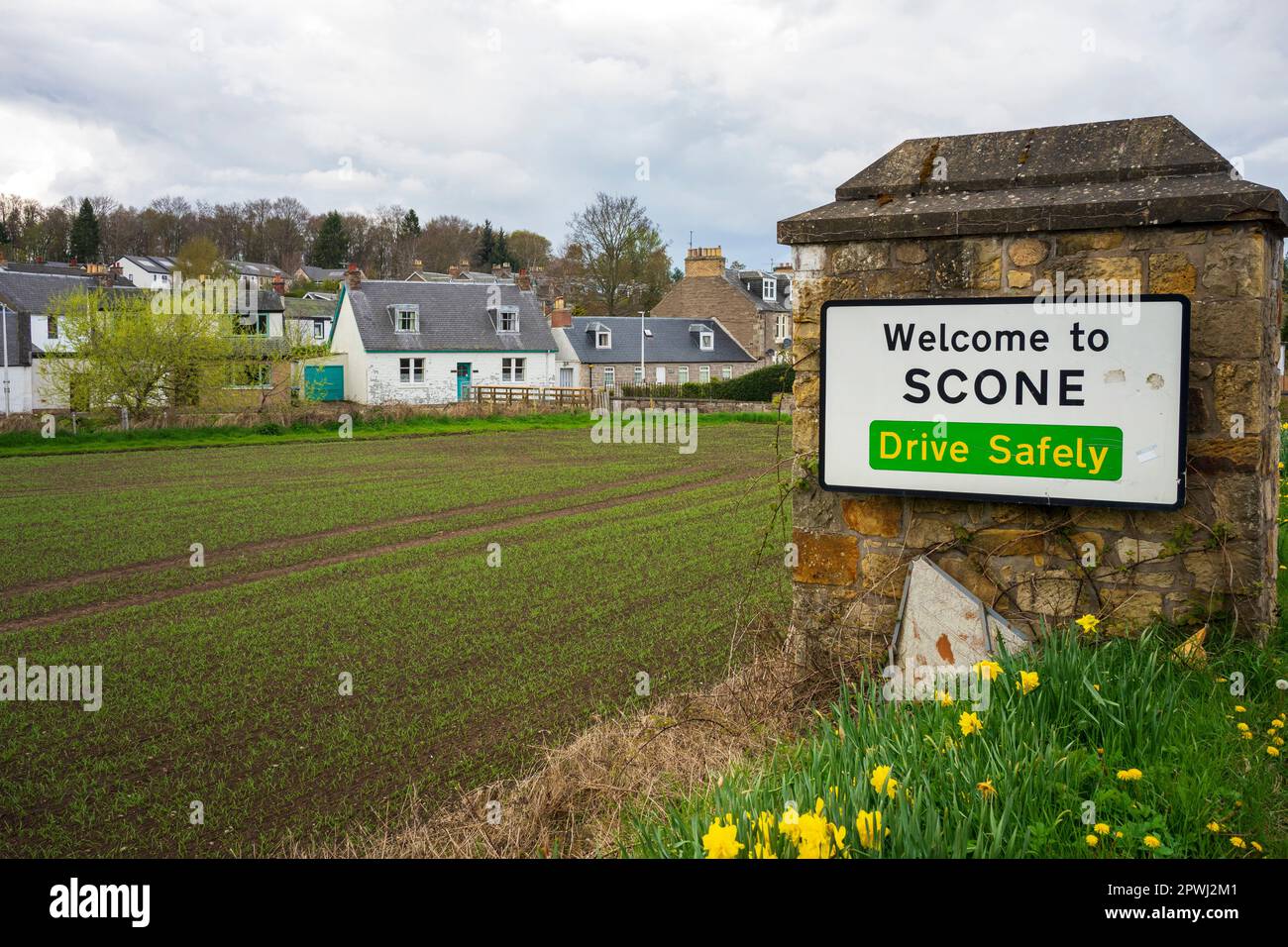 Village de Scone à l'extérieur de Perth, en Écosse, où se trouve la Pierre de Scone, la Pierre ...