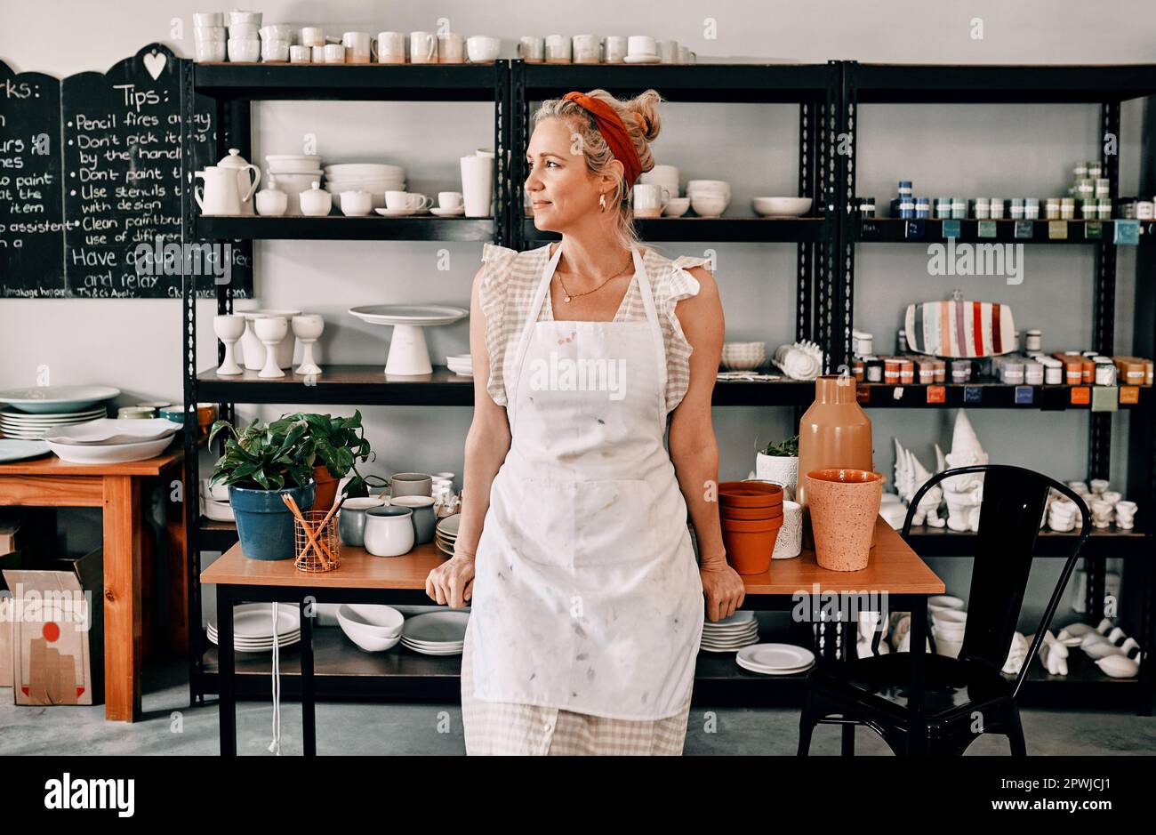 Je pense déjà à ma prochaine conception. une femme mûre attrayante ...