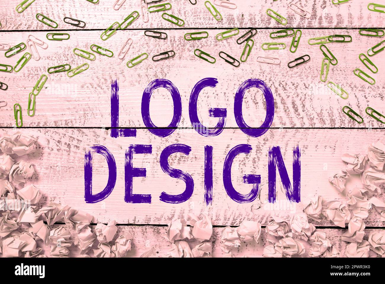 Inspiration montrant le logo Design, Business présenter une ...