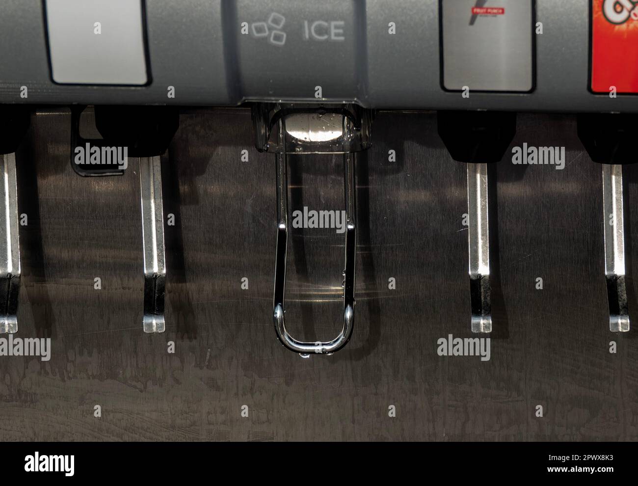 Dispensing machine Banque de photographies et d’images à haute résolution - Alamy