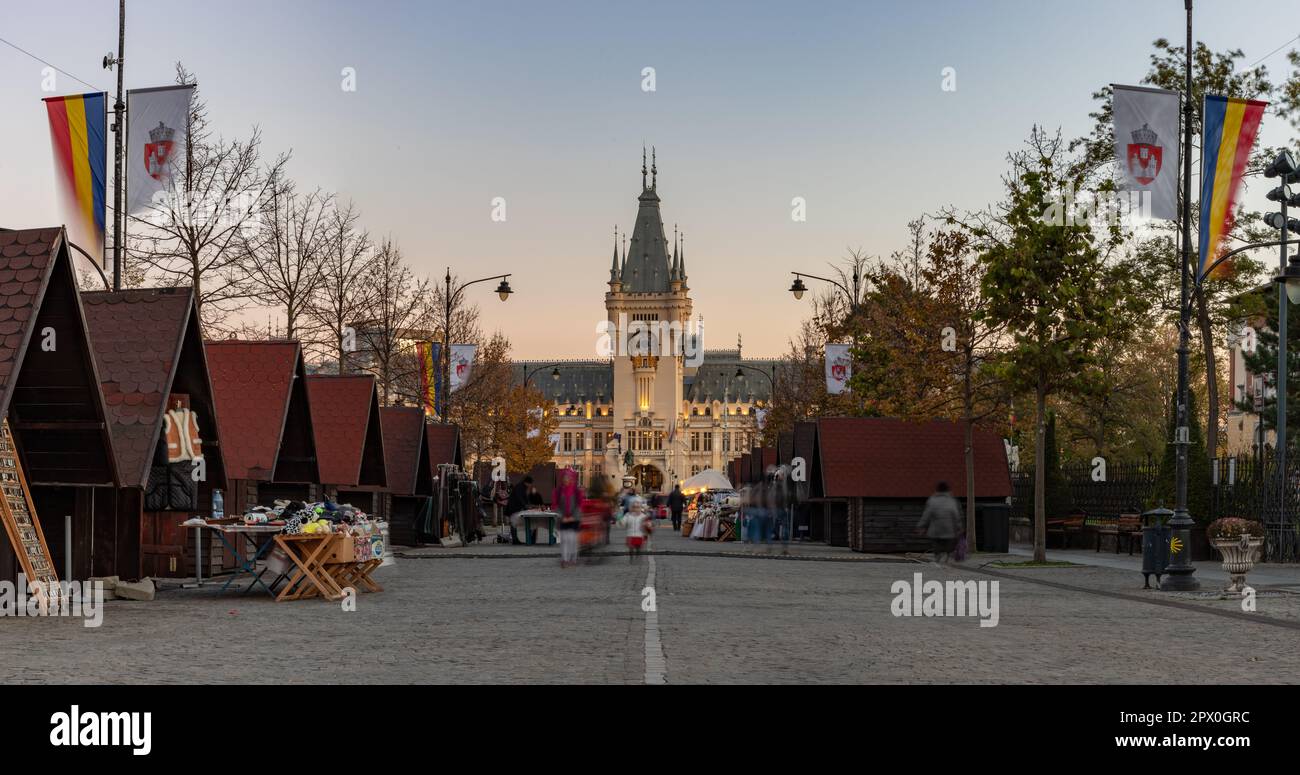 Une photo du boulevard Stefan cel Mare si Sfant menant au Palais de la ...