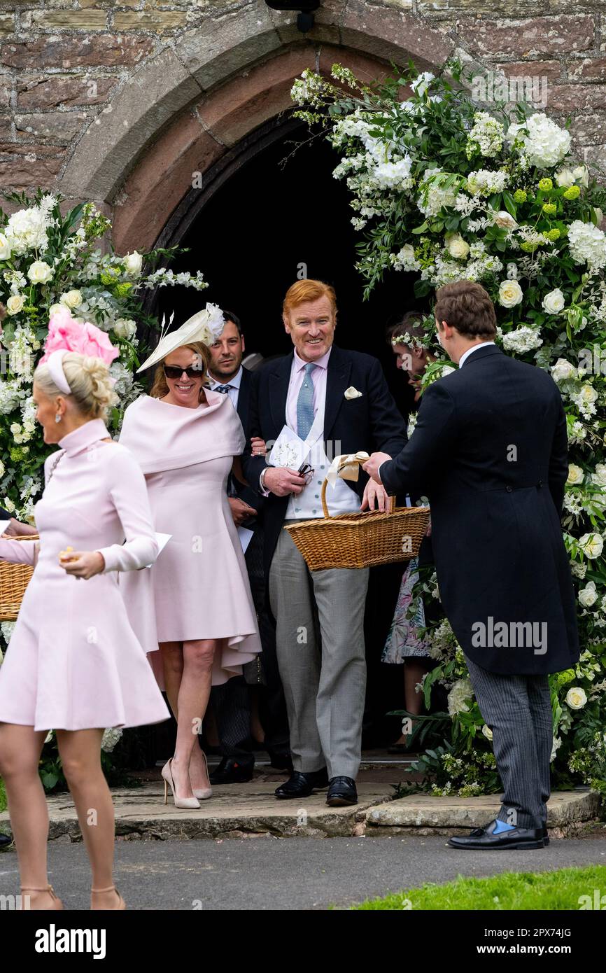 Mark Dyer et sa femme Amanda Kline, le « père de famille » du prince ...