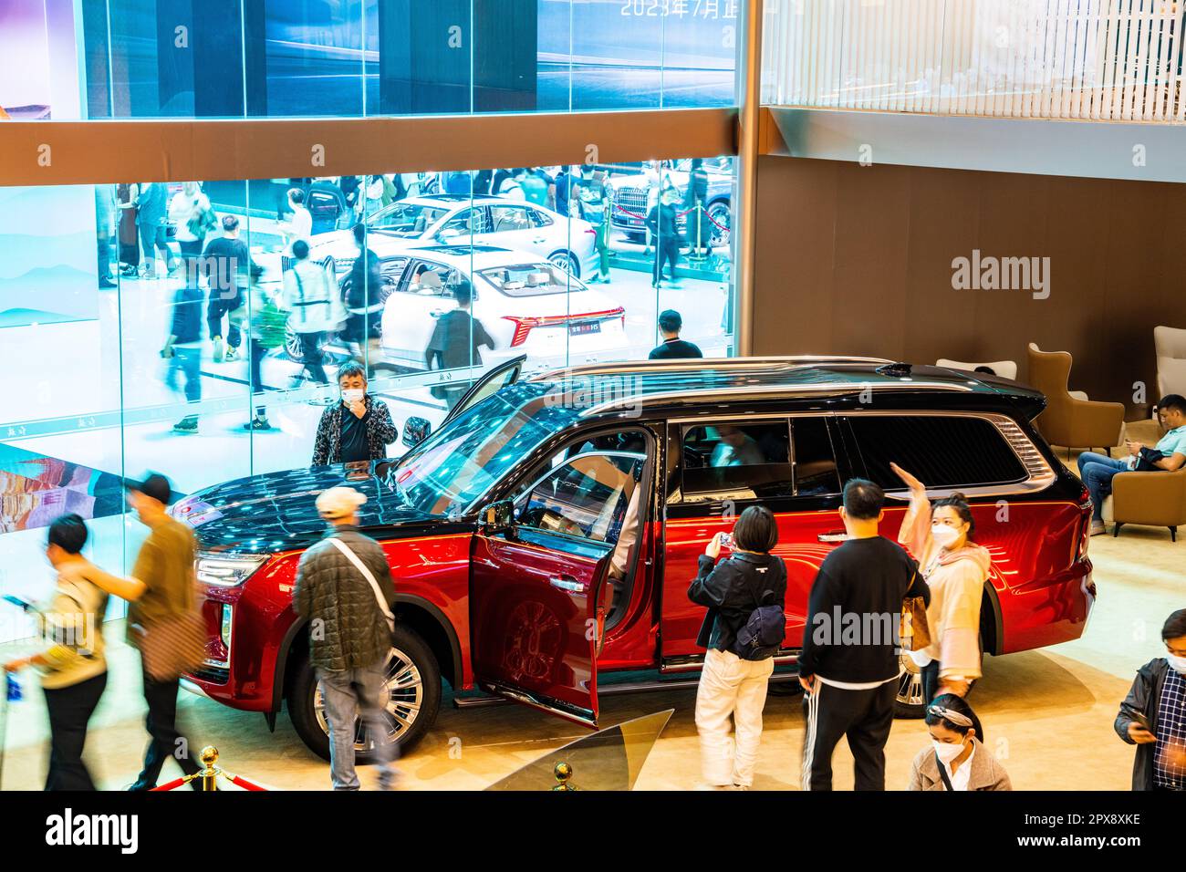 Le vus pleine grandeur Hongqi LS7, qui fait partie de la gamme de ...