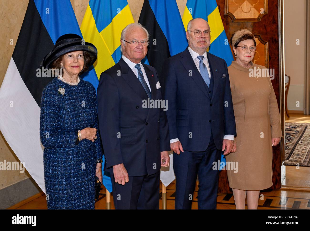 Le roi Carl Gustaf et la reine Silvia avec le Président de la ...