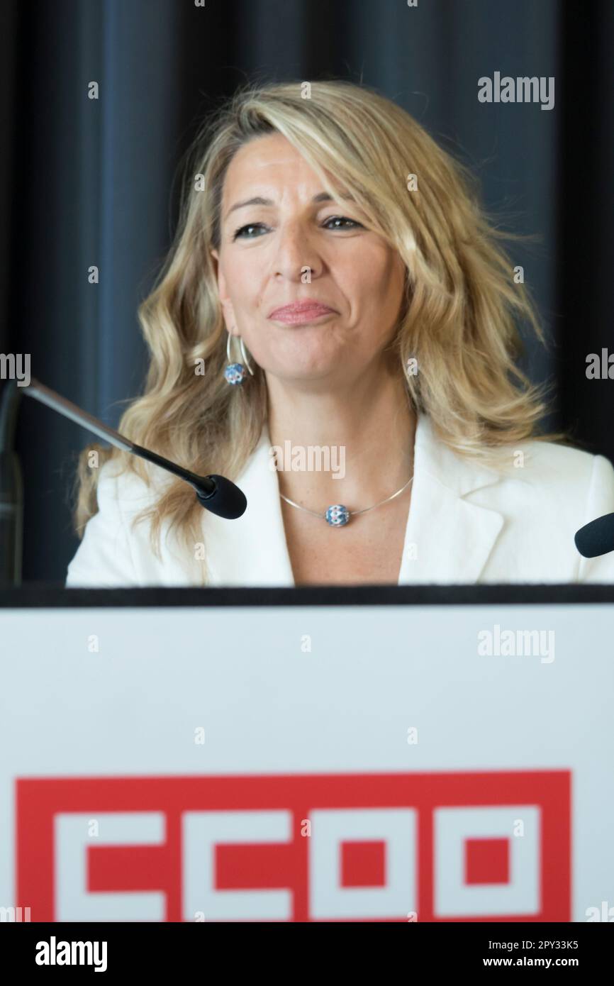 Yolanda Díaz Pérez, deuxième vice-premier ministre. Les gens ont ...