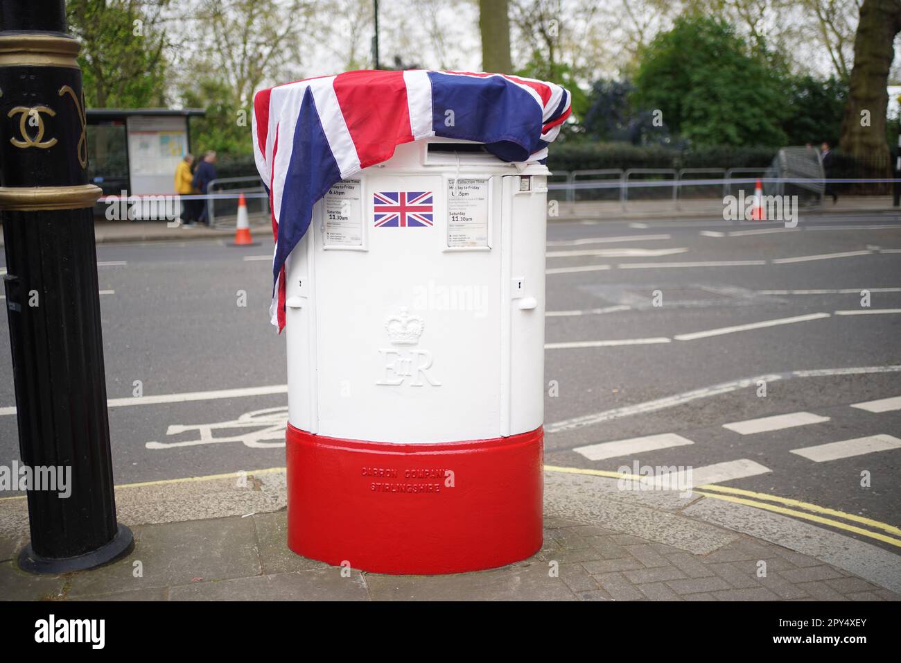 Une boîte postale à Westminster London décorée pour marquer le ...