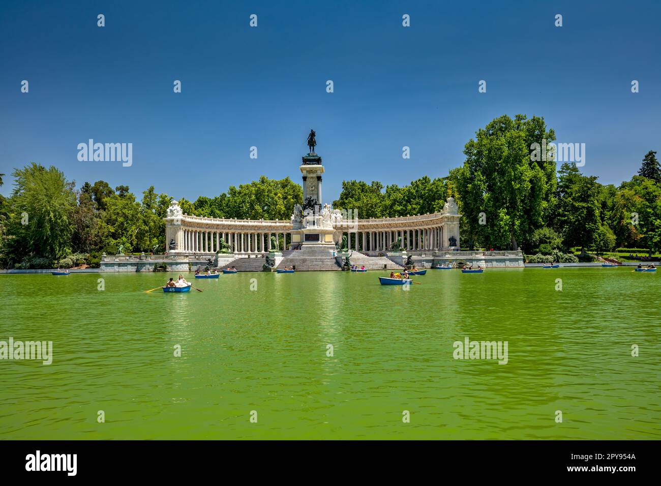 Estanque grande del retiro Banque de photographies et d’images à haute ...