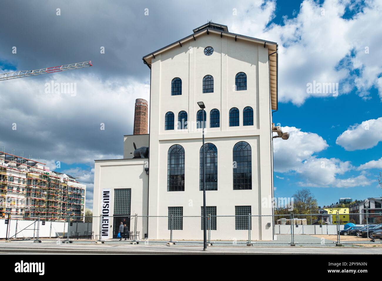 Le sculpteur David Cerny, connu pour ses œuvres provocatrices et plus ...