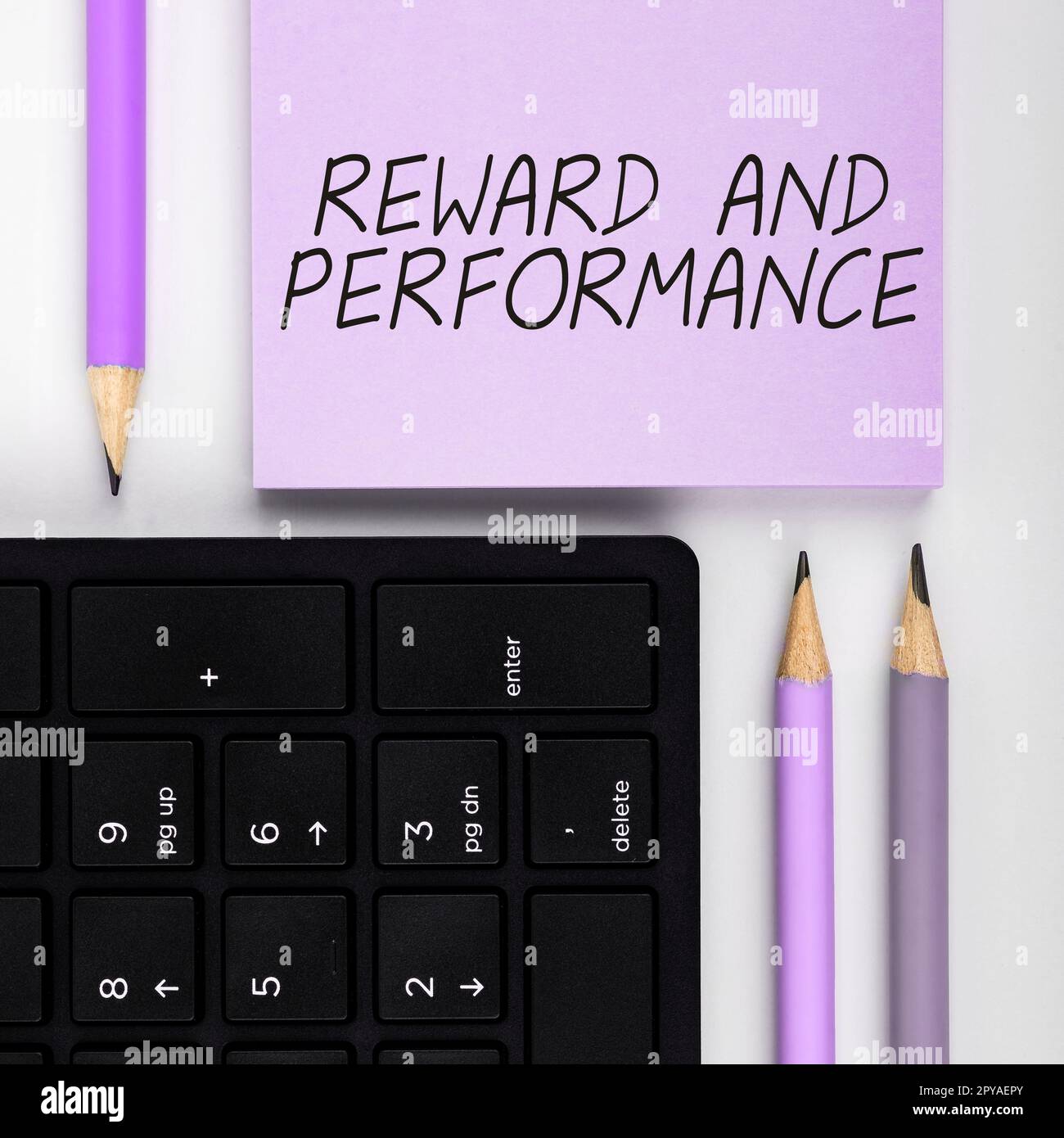 Affiche textuelle indiquant les récompenses et les performances ...