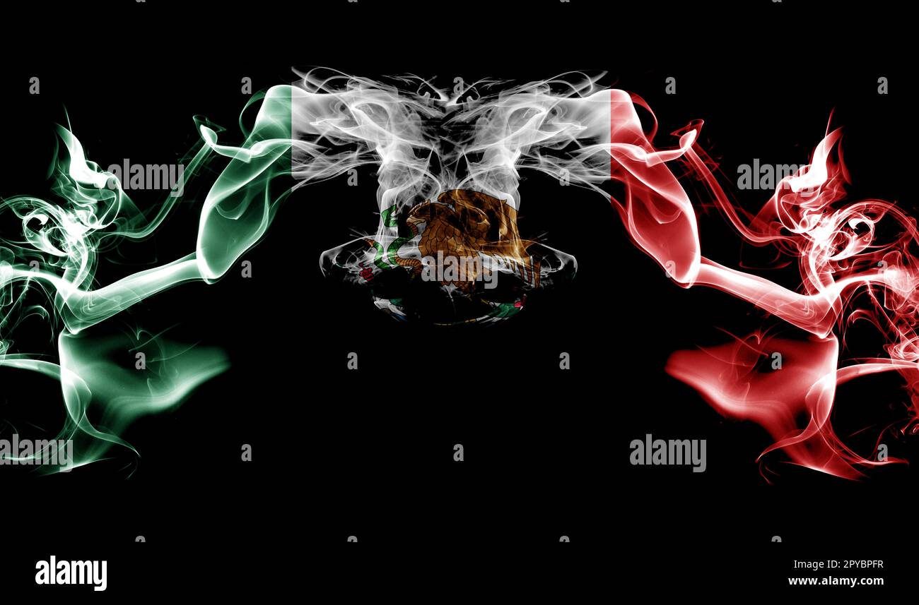 Bandera de mexico con humo Banque de photographies et d’images à haute ...