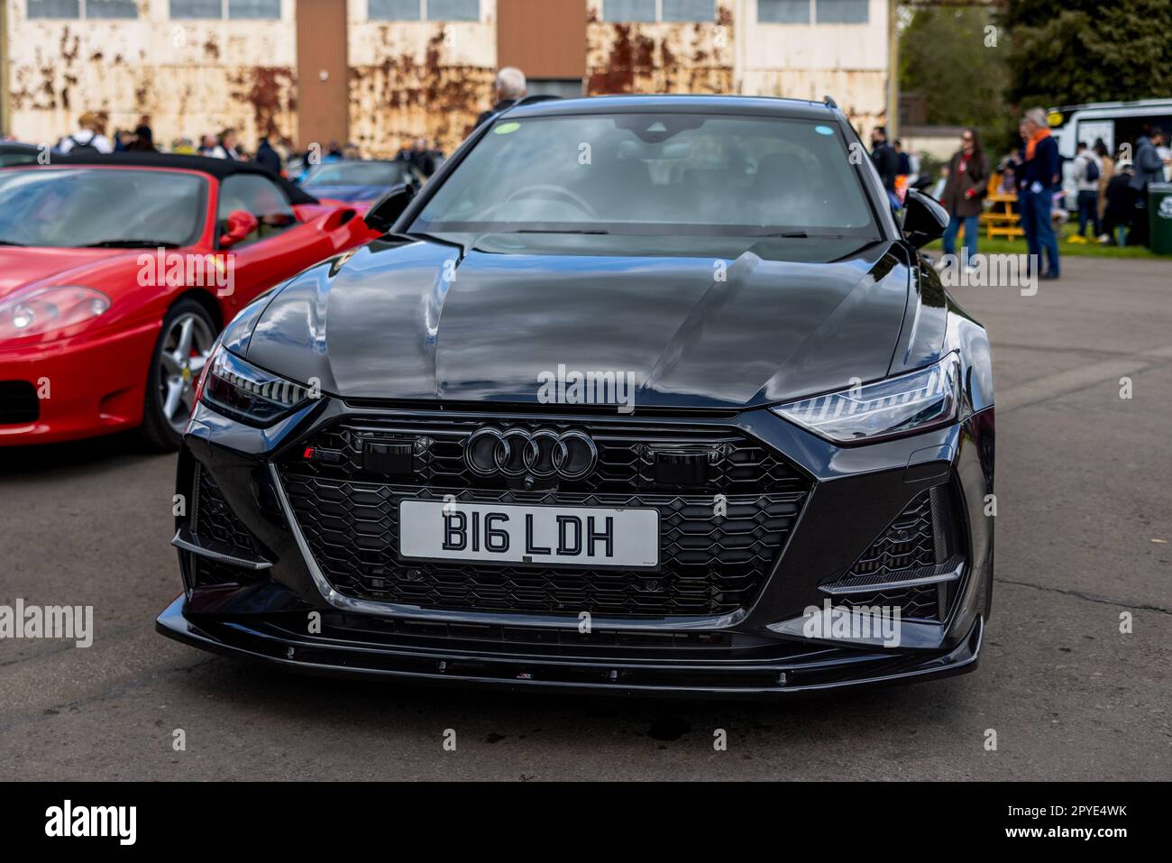 Audi RS6 avant Vorsprung 'B16 LDH' en exposition au Scramble d'avril ...