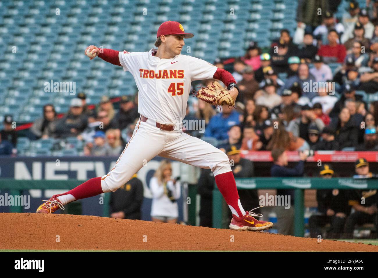 Anaheim, États-Unis . 04th mai 2023. USC Trojans départ lanceur Jaden ...