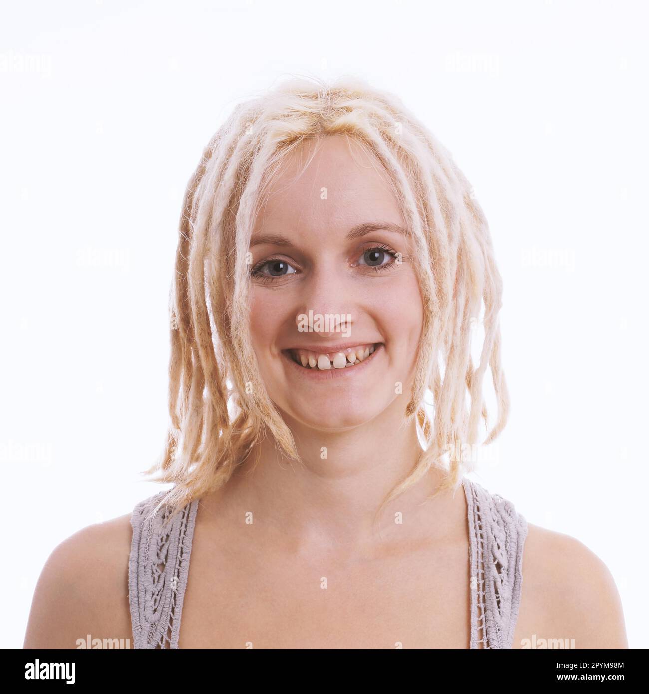Homme blanc dreadlocks Banque de photographies et d’images à haute ...